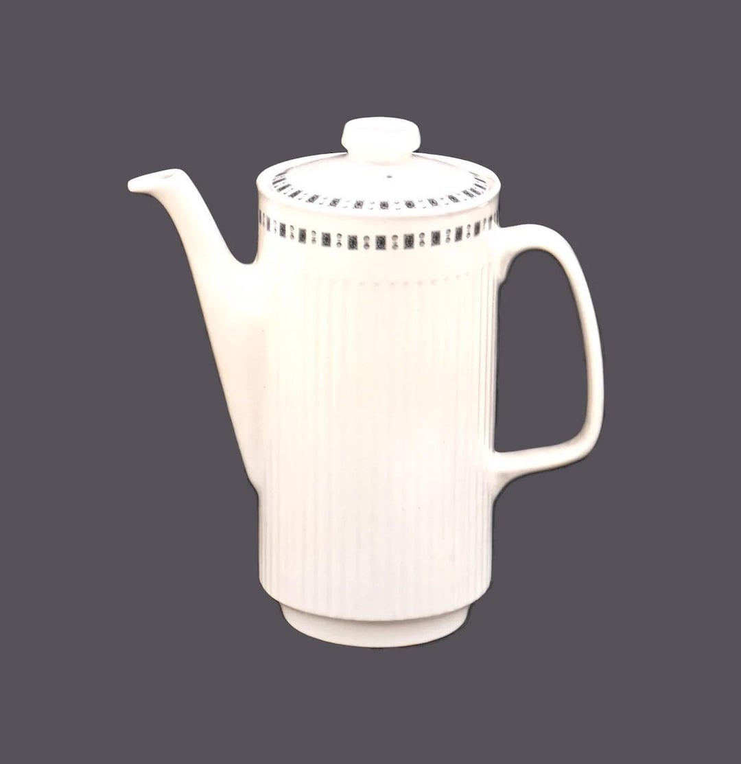 Vintage Johnson Brothers Embassy Athena Six-cup Teapot Made in England ...