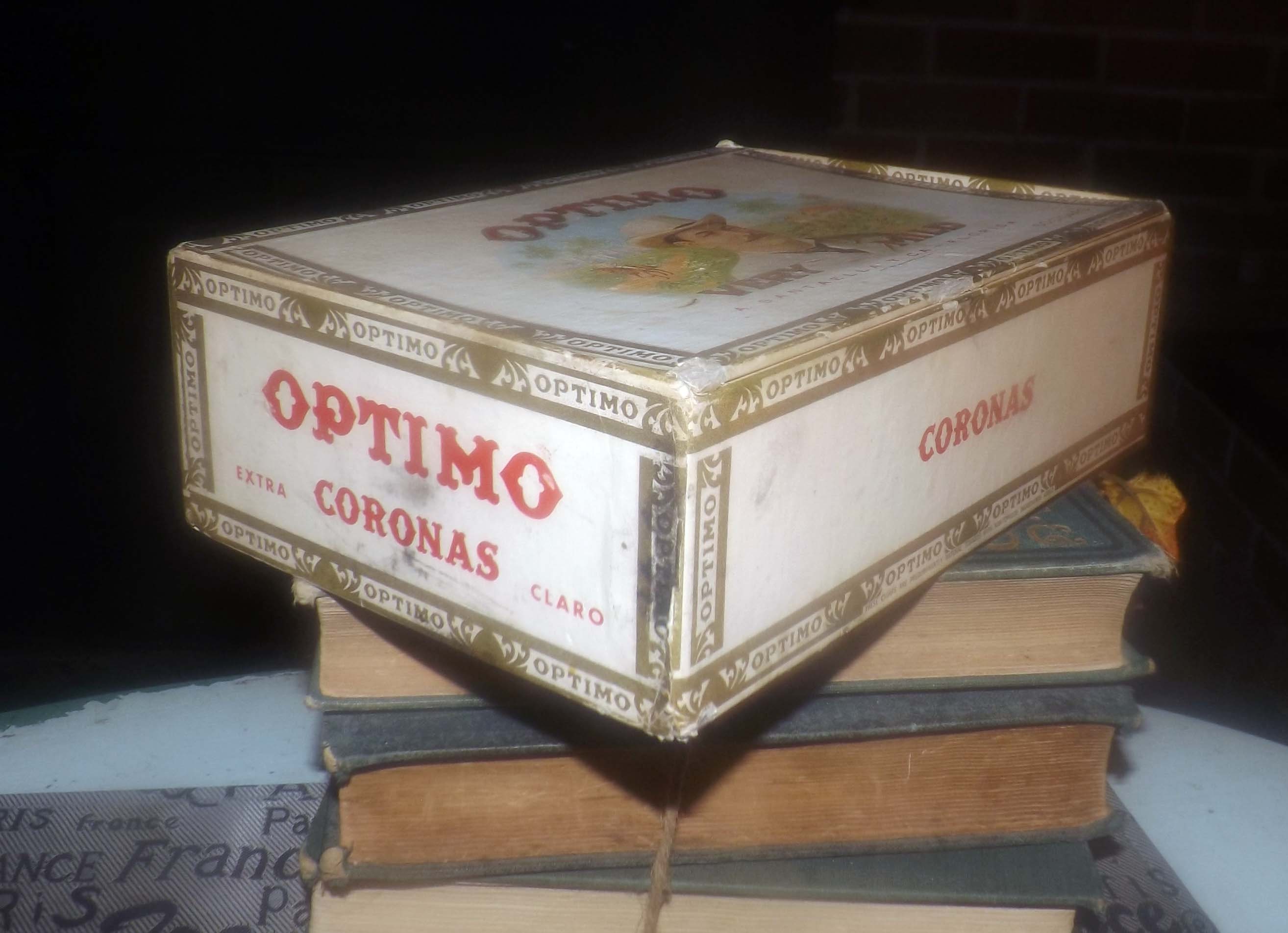 Mid-century Optimo Coronas (empty) cigar box. Holds 50 cigars. Box made ...