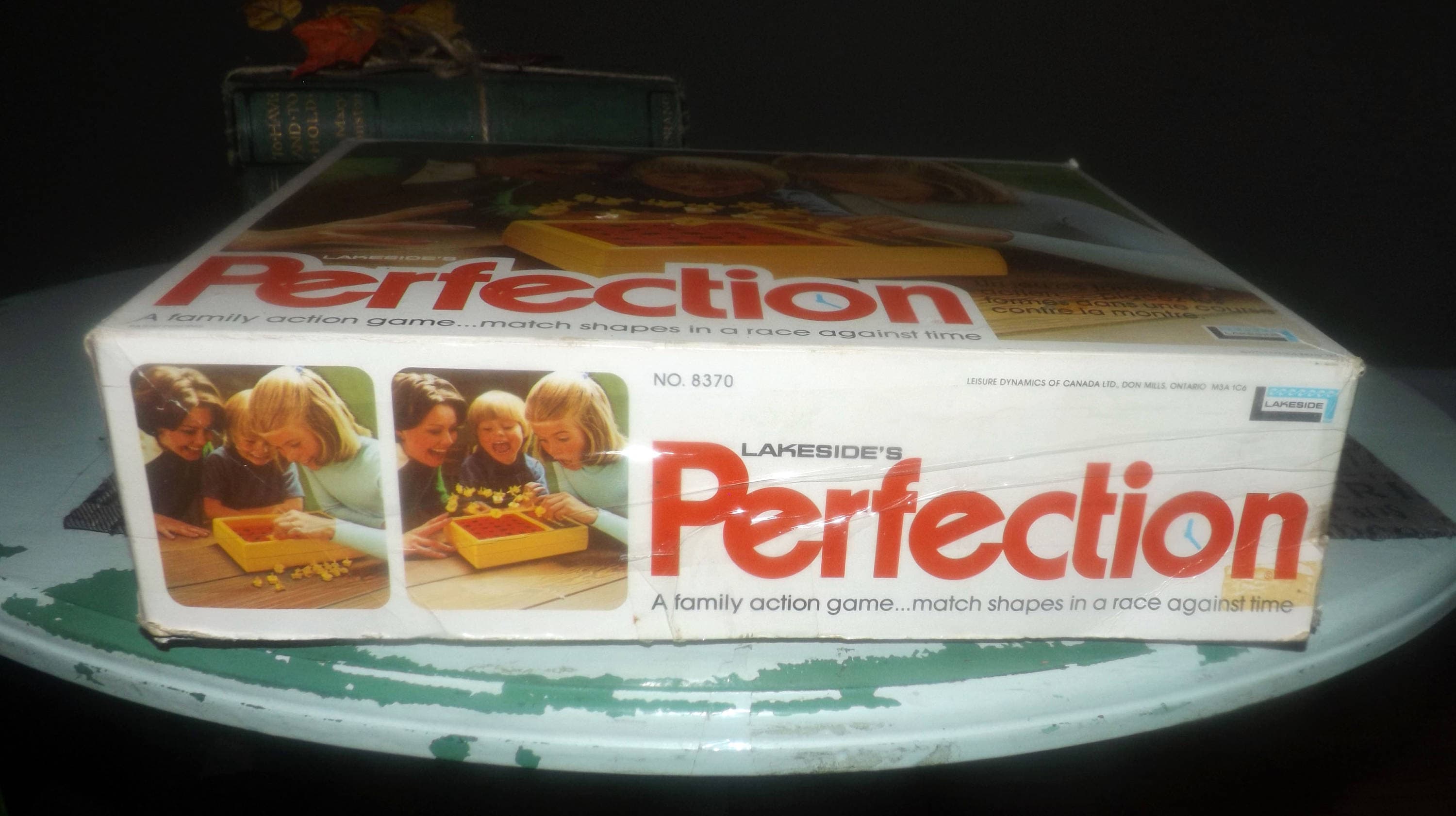 Vintage (1976) Perfection timed shapes board game published in Canada ...