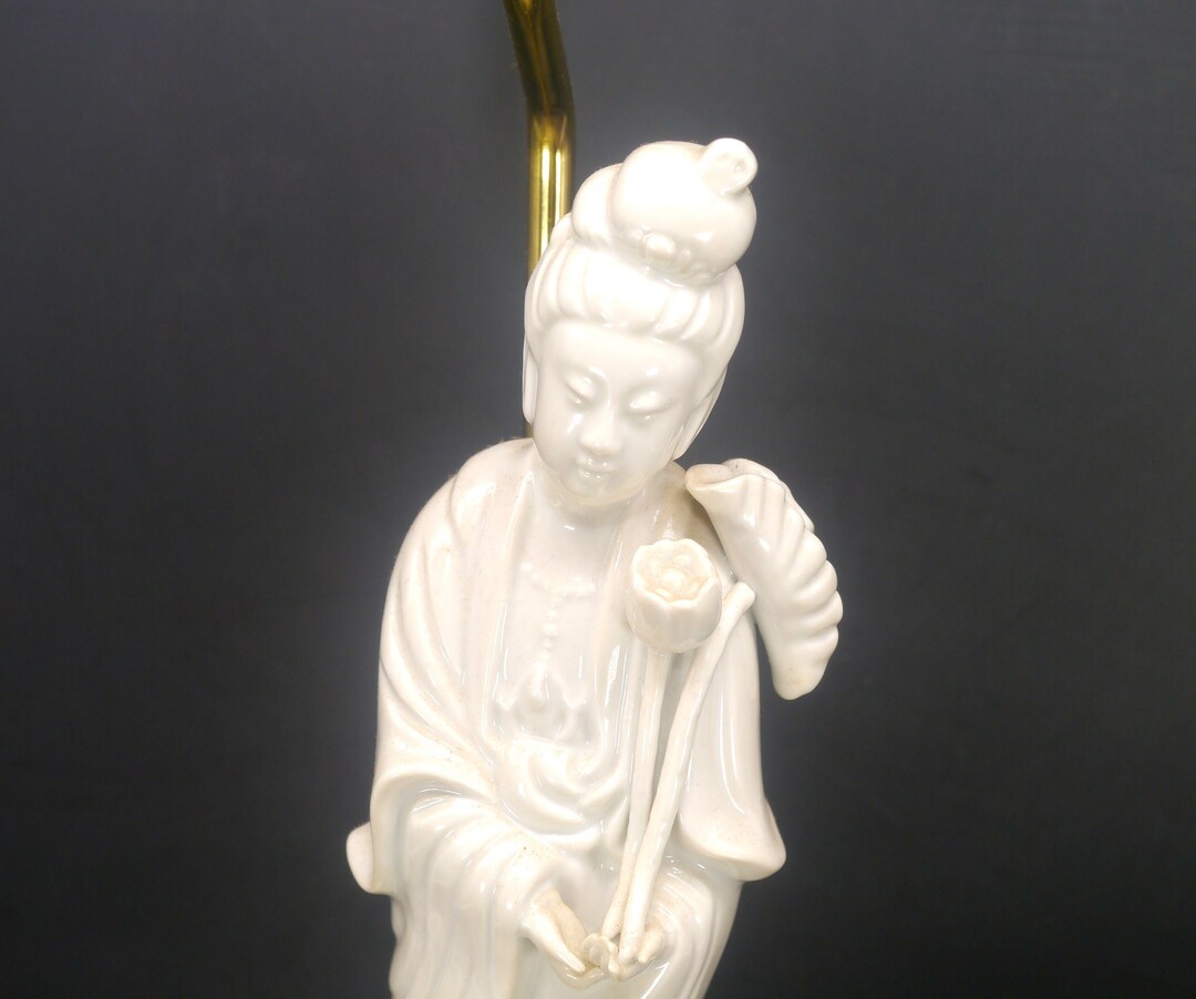 Mid-century Seyei Blanc De Chine Geisha Lamp With Silk Fringed Shade - Etsy