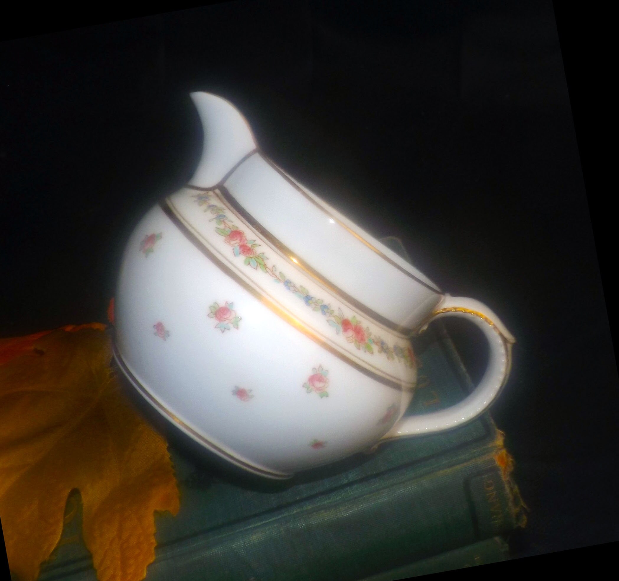 Kitchen & Dining Crescent Pottery 17885 pattern 16-ounce creamer or ...