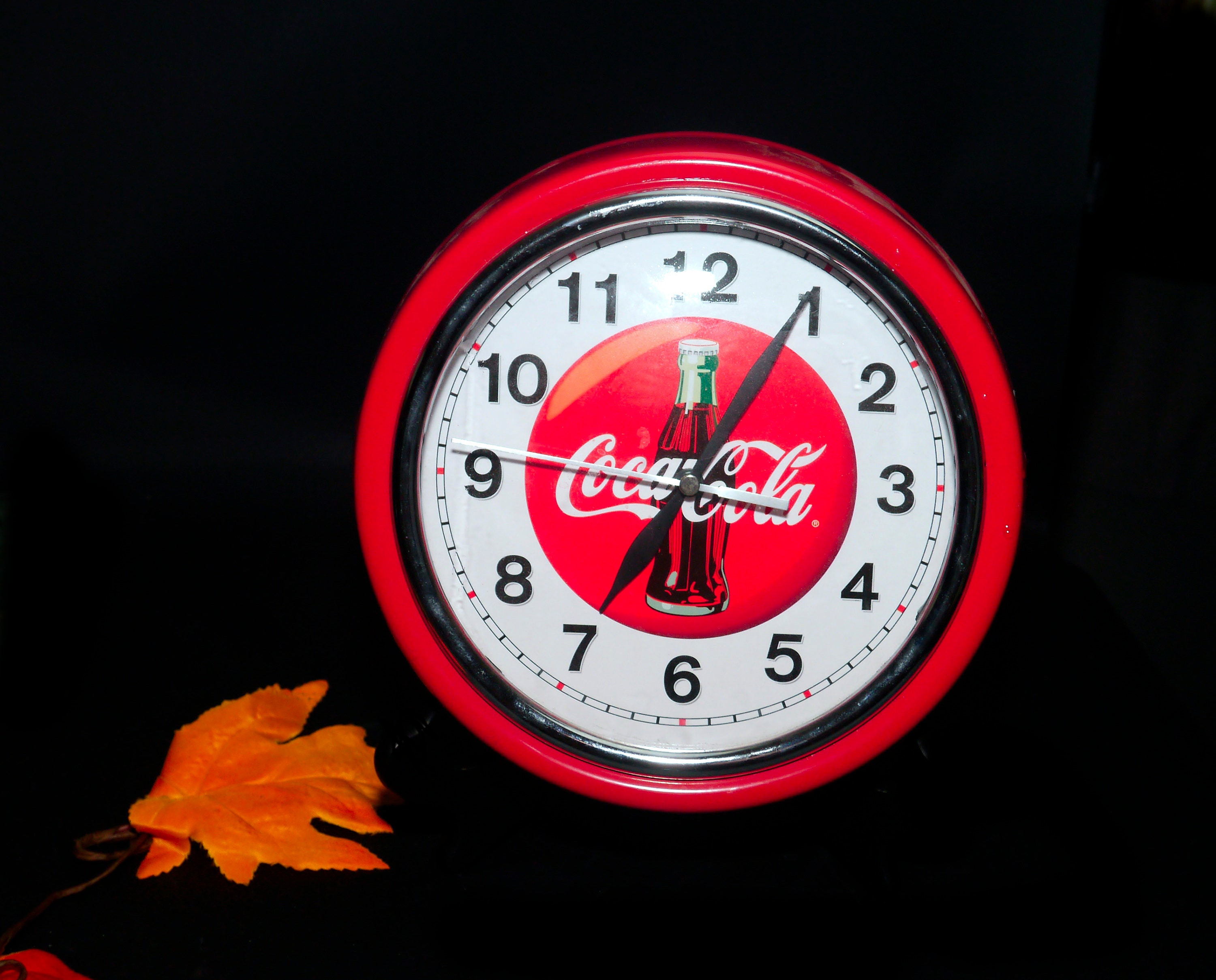 Vintage (1980s) Coca Cola | Coke wall clock. Red with coke logo in ...