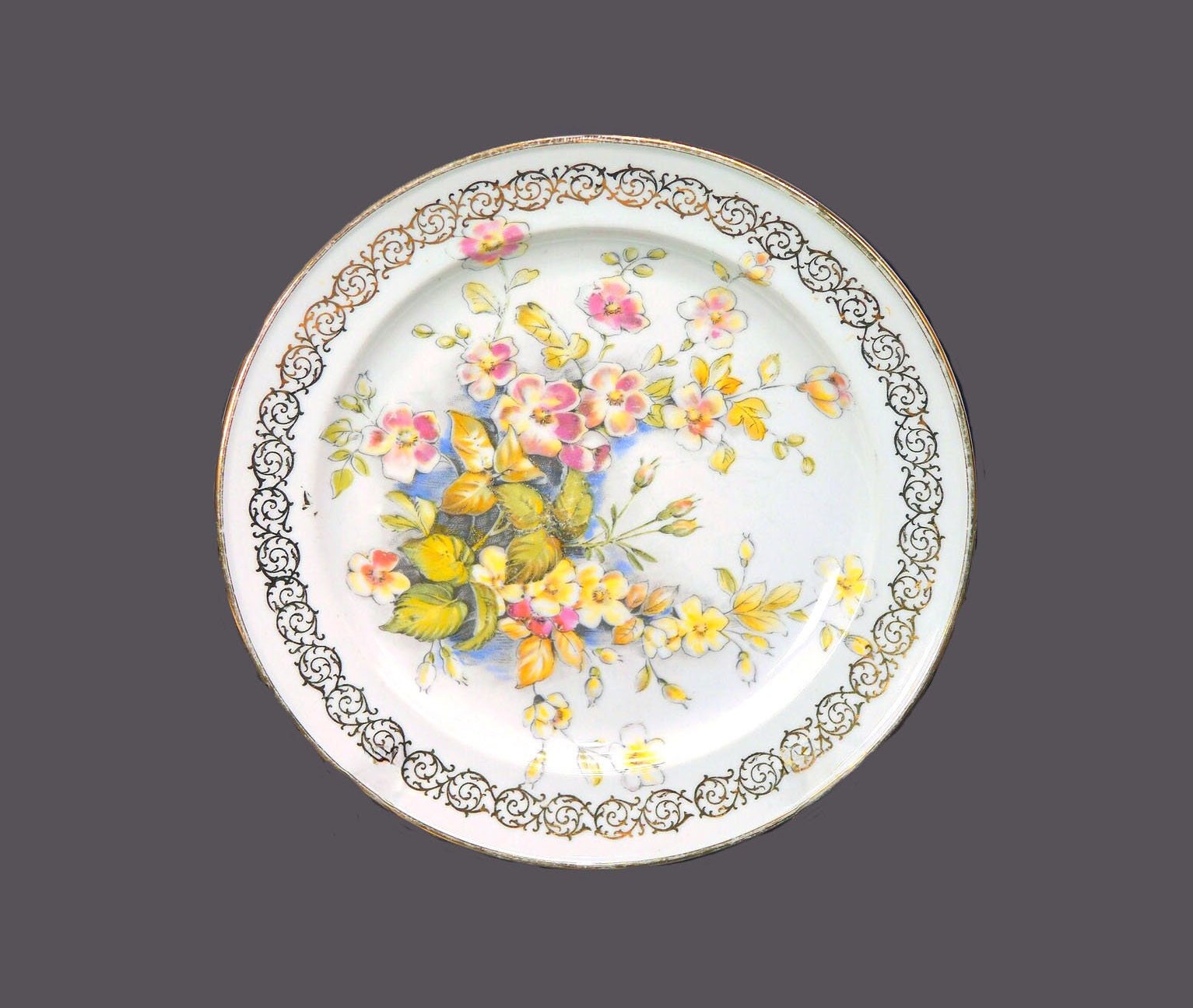 Gloria Porcelain Royal Bayreuth hand-painted dinner plate made in Germany.