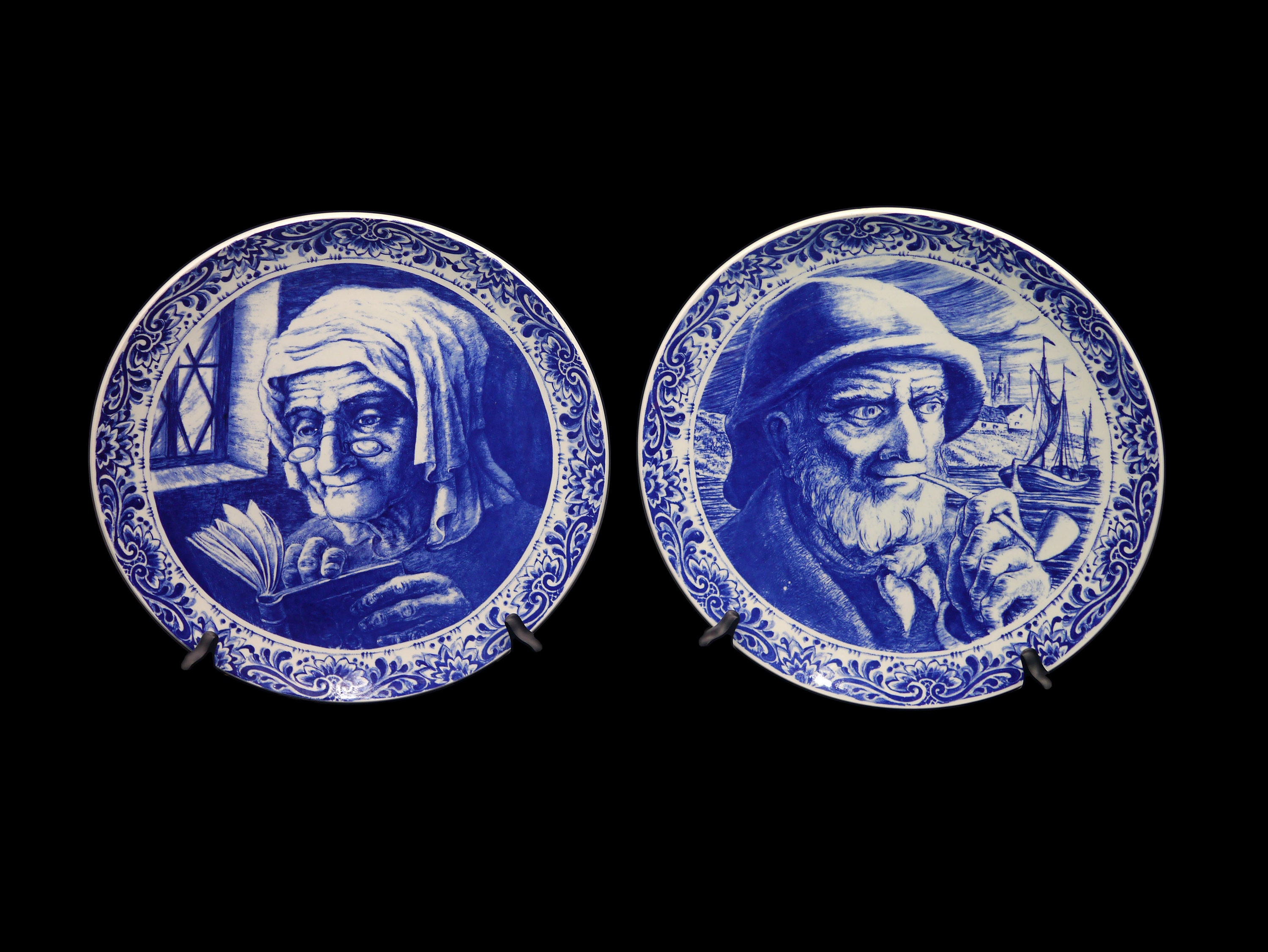 Pair of vintage Boch Freres | Royal Boch La Louviere hand-painted Delft ...