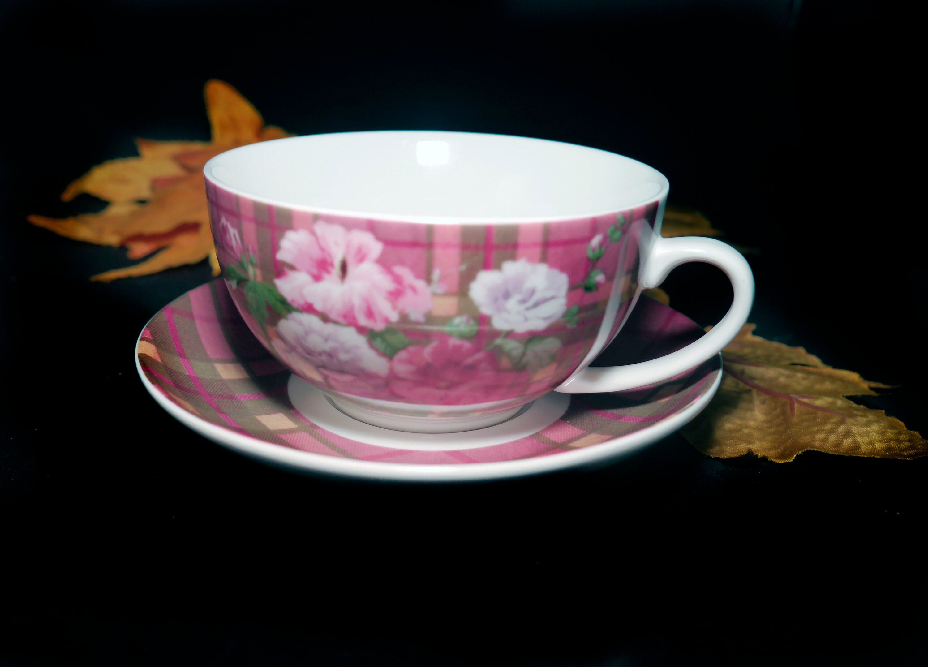 Katie Alice Highland Fling Tea-for-One gift set. Teapot, lid, stackable ...