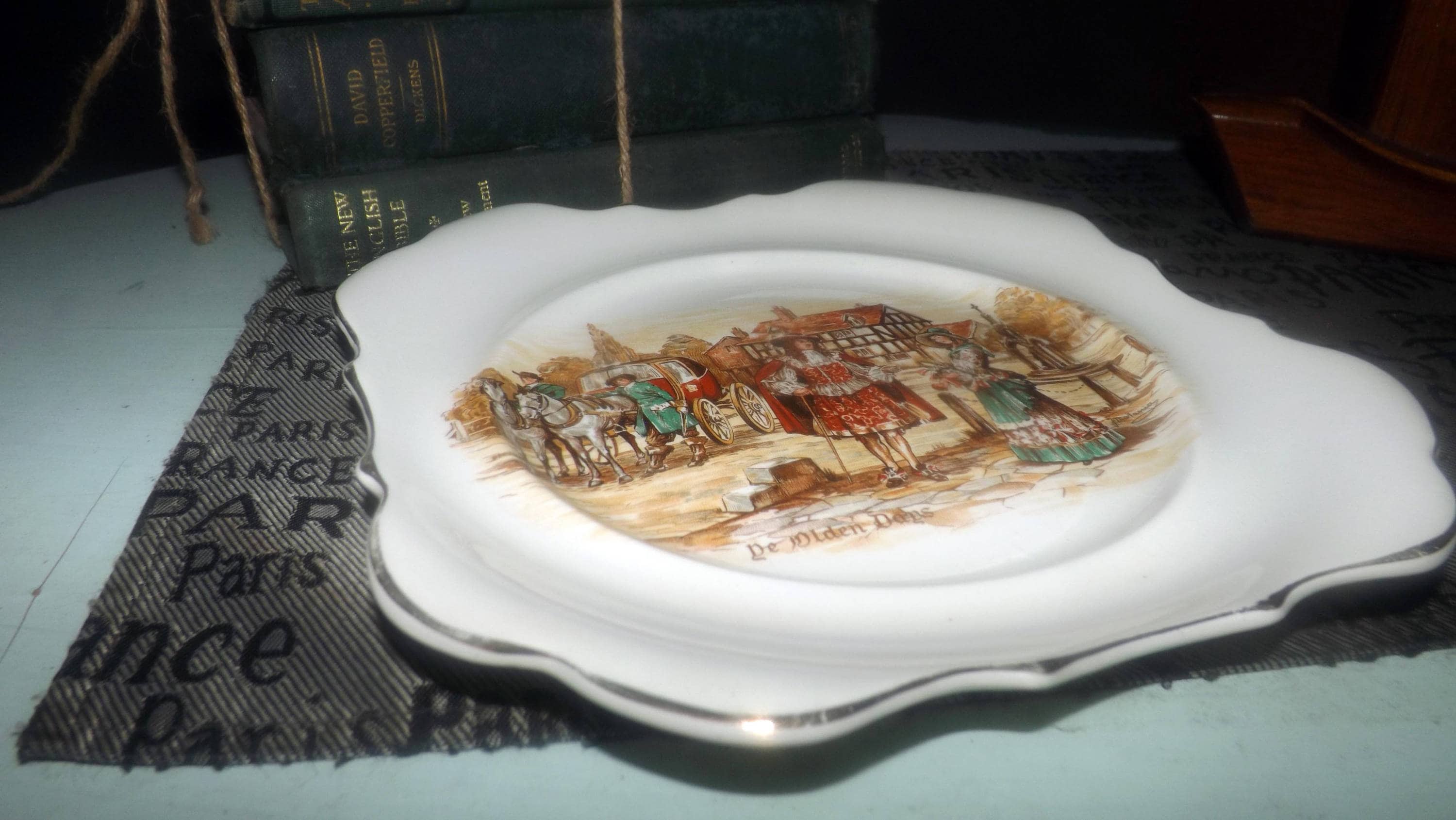 Early mid-century (1940s) Lancaster Sandland | Sandland Ware Ye Olden ...