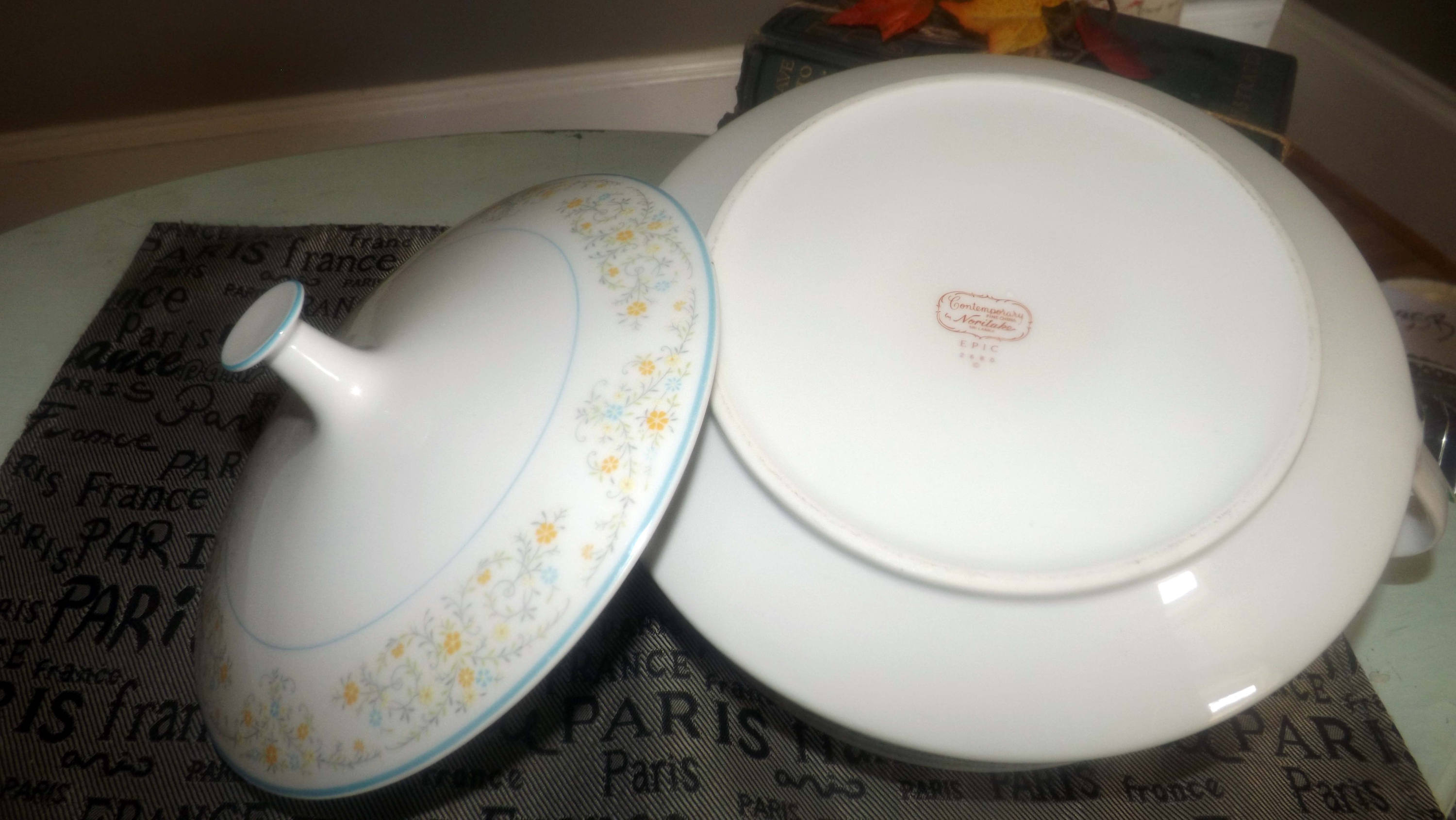 Vintage (1970s) Noritake Epic pattern 2680 covered, handled vegetable ...