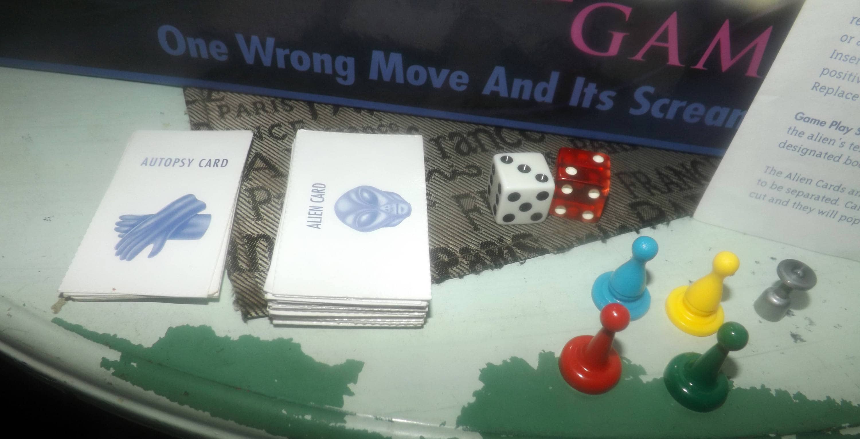 Vintage (1996) Alien Autopsy board game published by boutique gamehouse ...