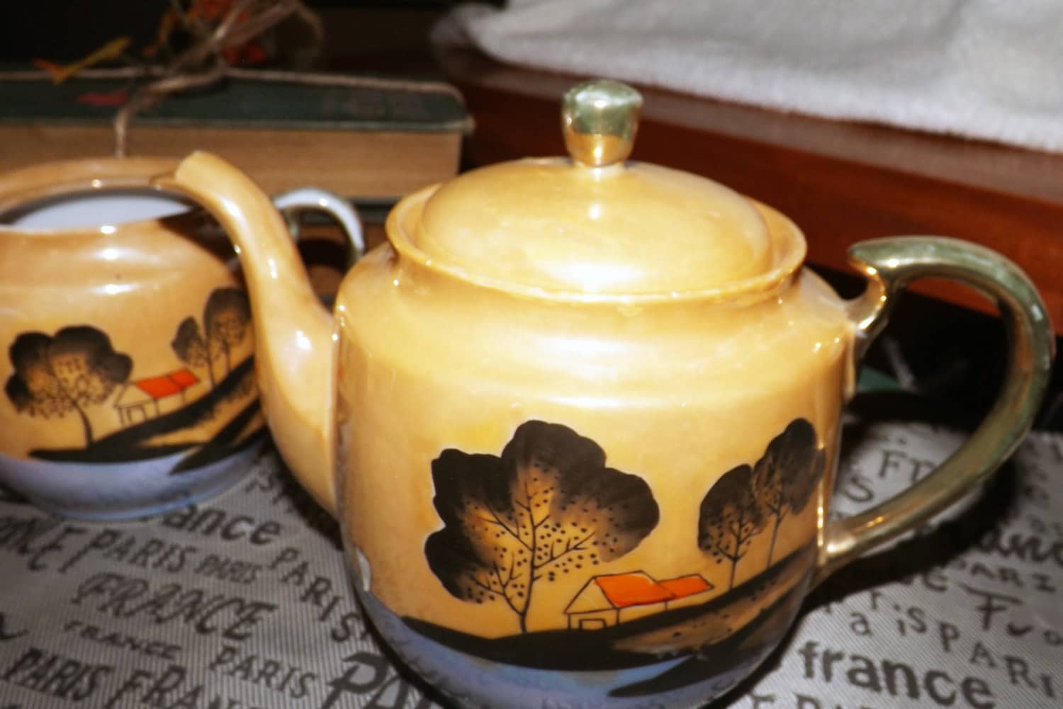 Mid-century (1950s) Japan Lusterware teapot, cream, sugar. Attributed ...