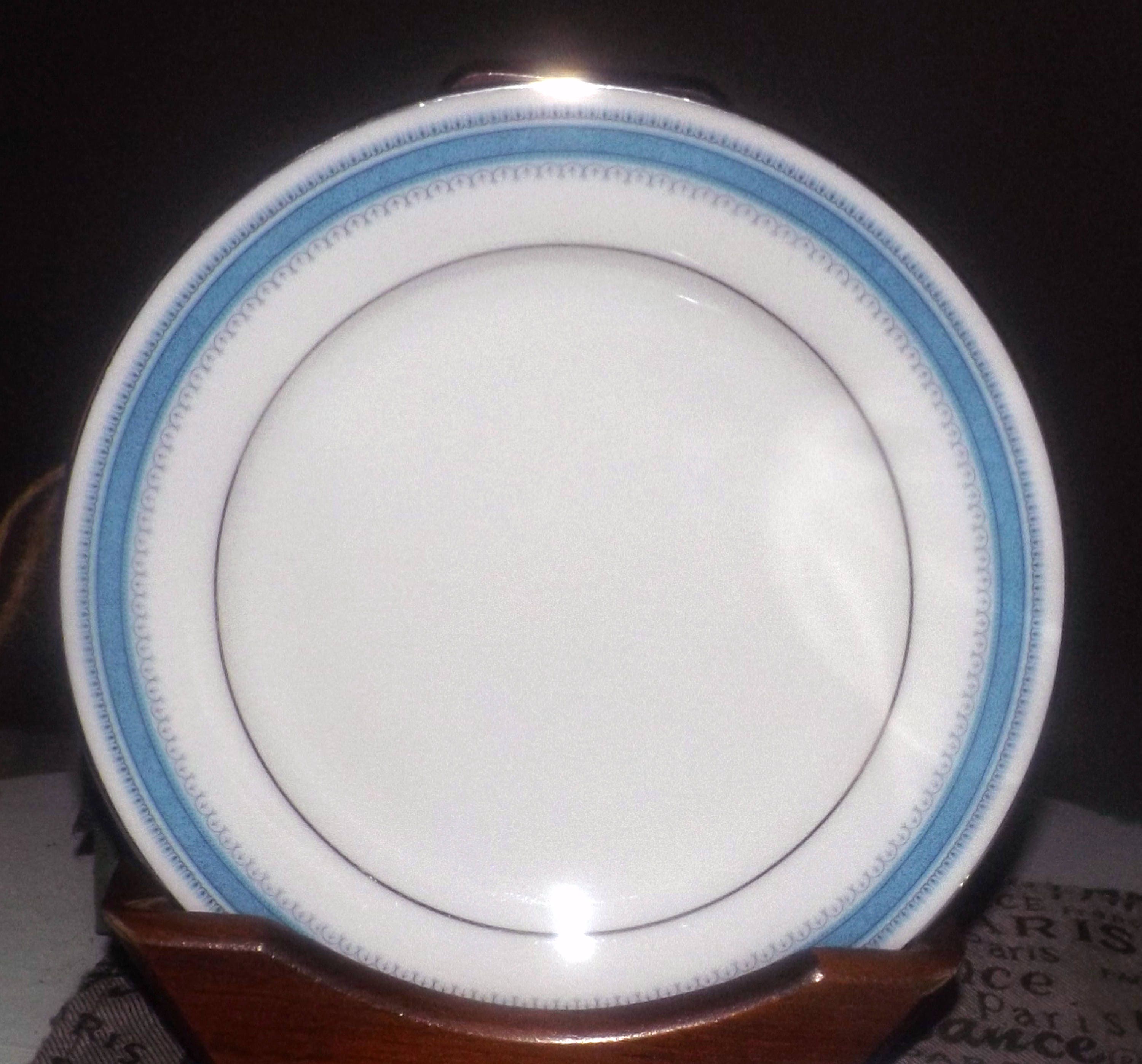 Pair of vintage (1970s - early 1980s) Noritake Pembroke pattern 2892 ...