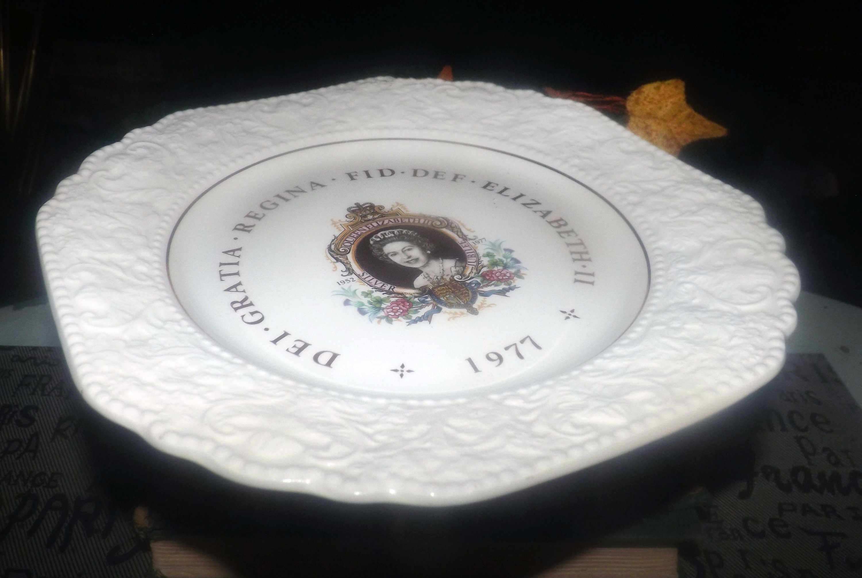 Vintage (1977) Lord Nelson Pottery England Queen Elizabeth II Silver ...