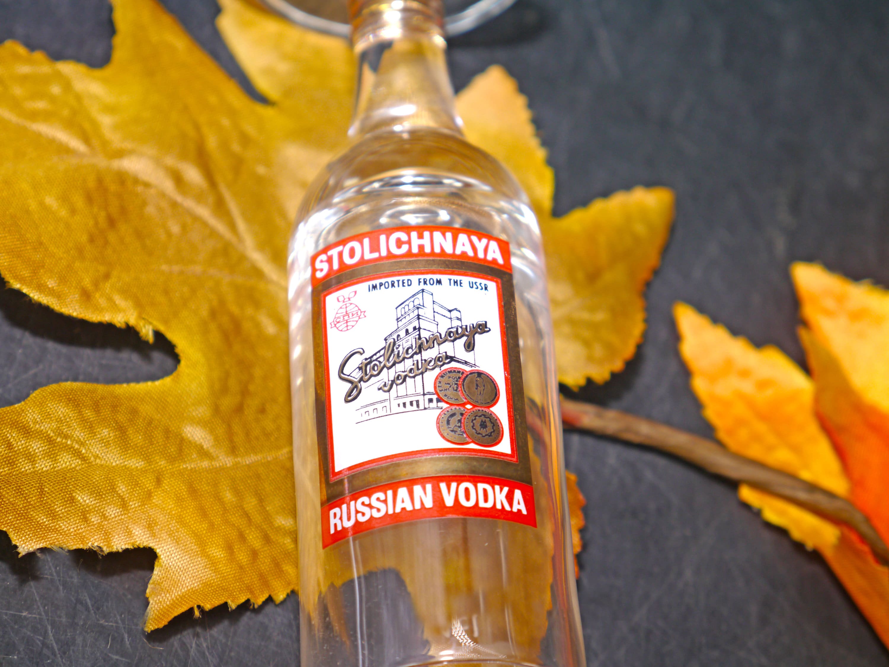 Stolichnaya Russian Vodka stemmed 4cl single shooter | shot glass ...