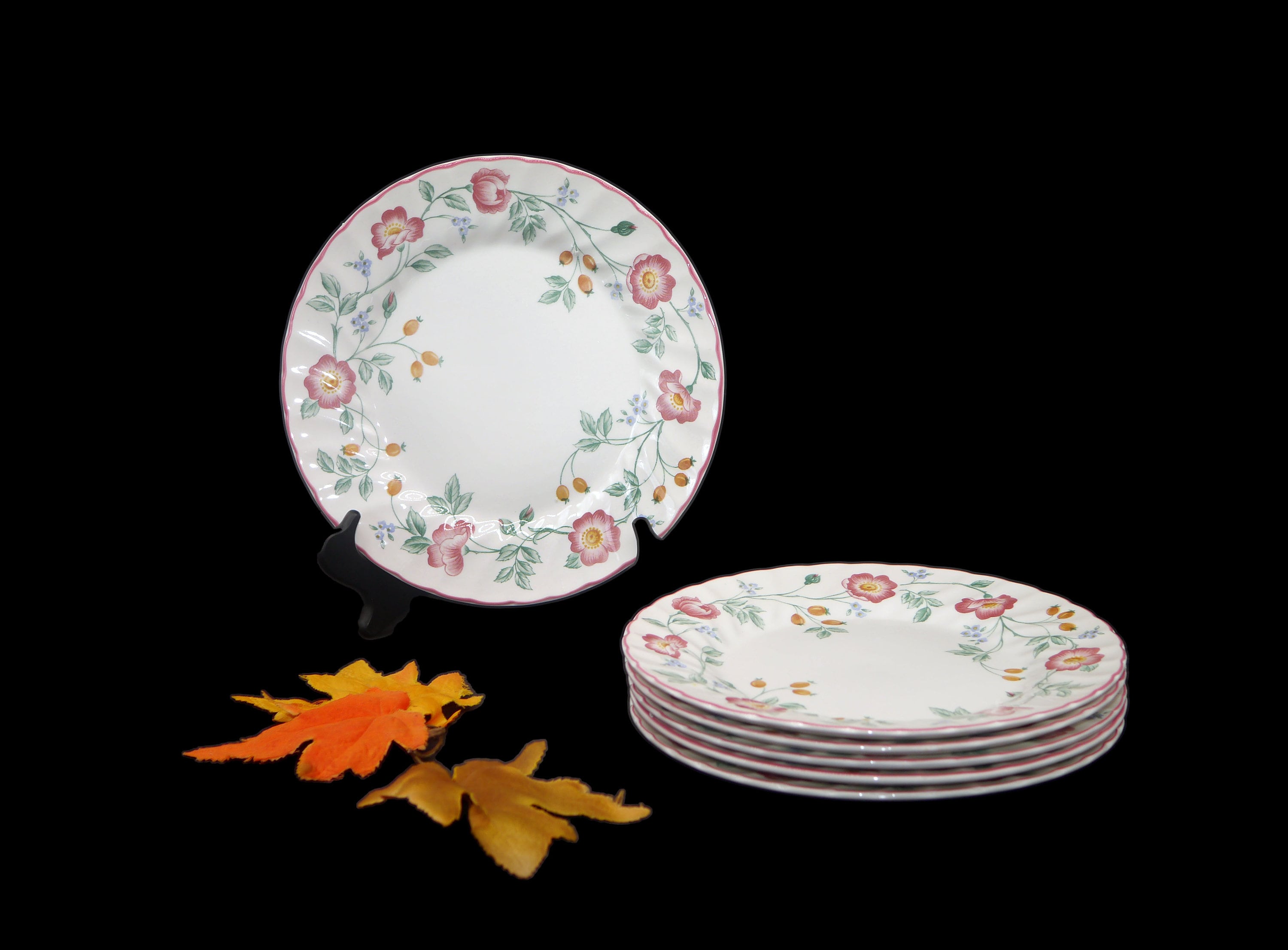 Churchill China Briar Rose dinner plate made in England. Pink trim ...