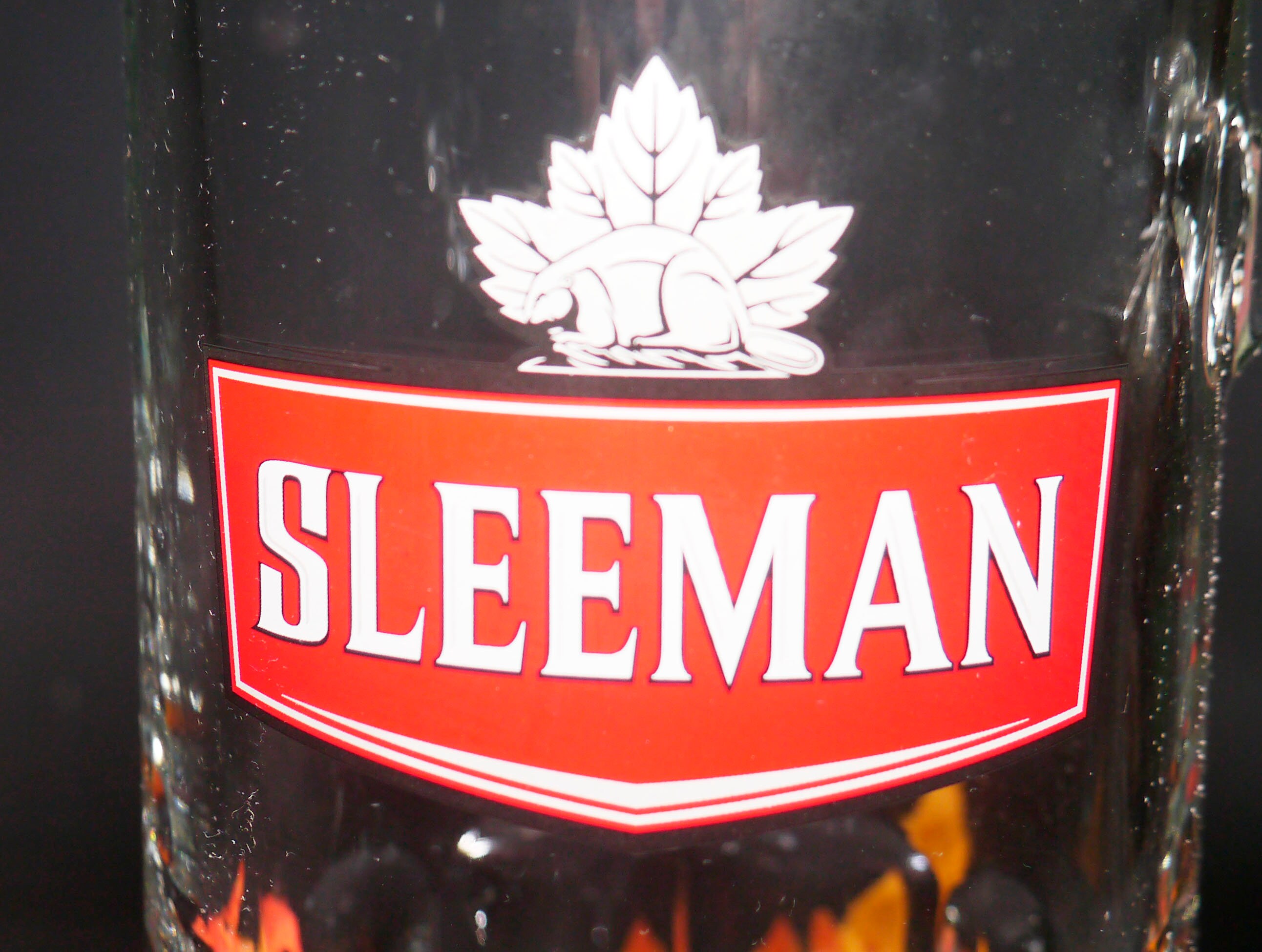 Sleeman Brewery large 32-oz | 2 pint heavy glass beer stein. Etched ...