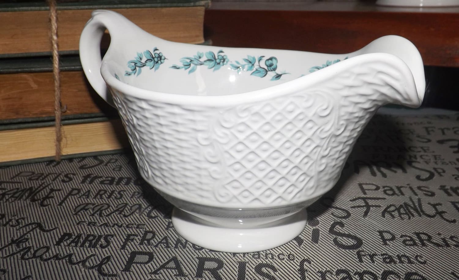 Early mid-century Simpsons Potters Providence gravy or sauce boat only ...