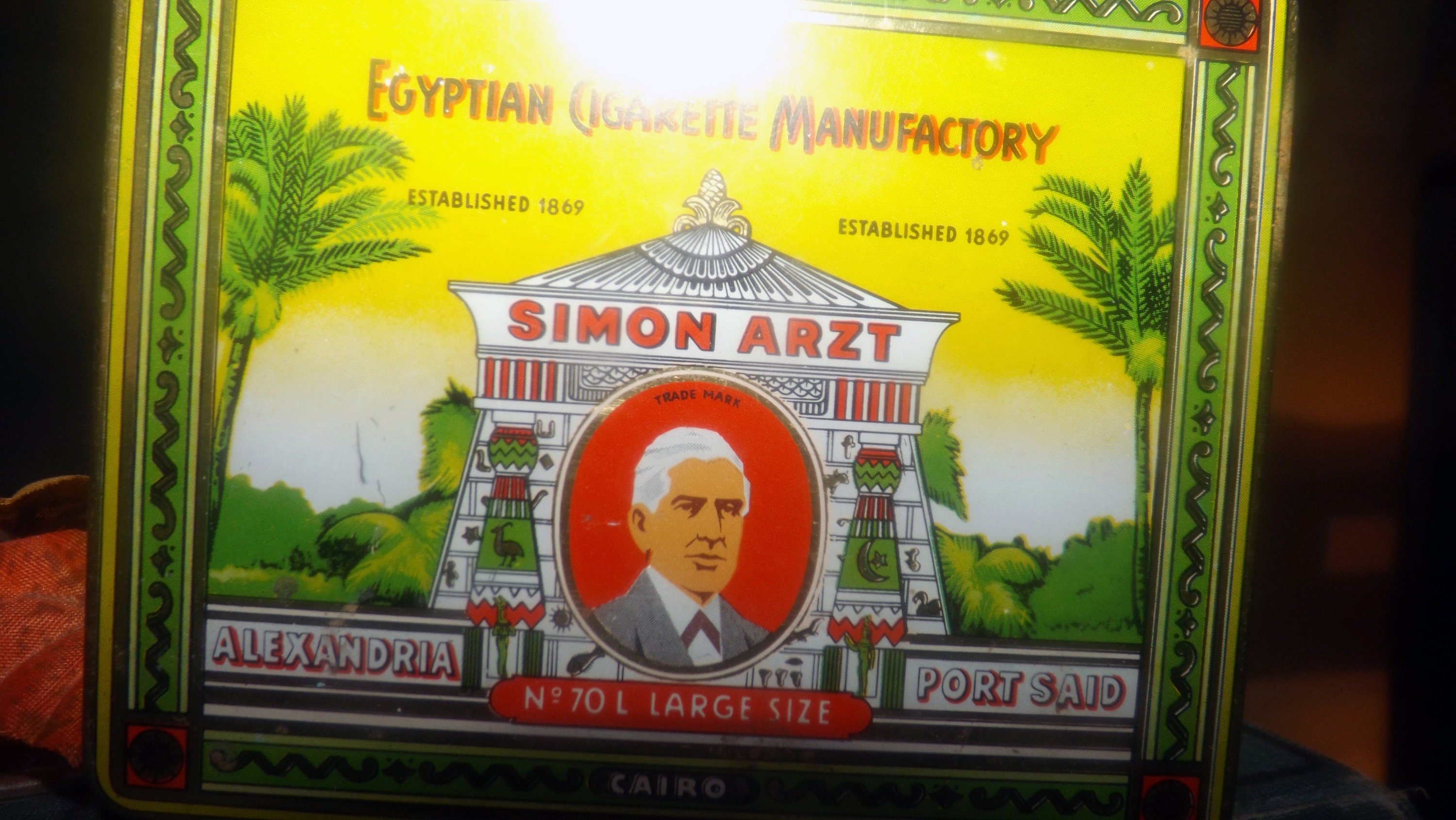 Mid-century (1950s) Simon Arzt No 70 large-size cigarettes tin ...