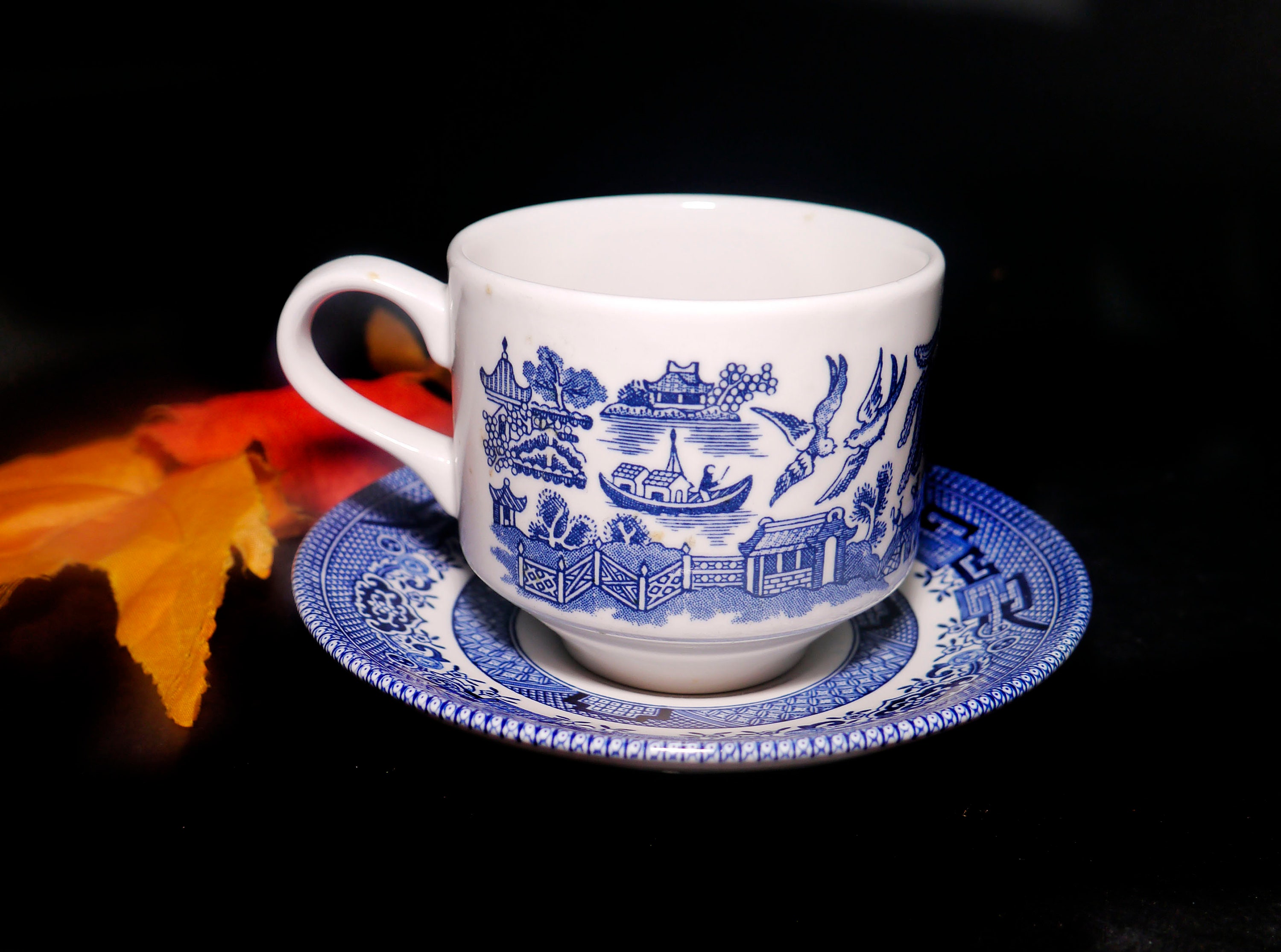 Churchill Blue Willow cup and saucer set. Classic blue-and-white ...