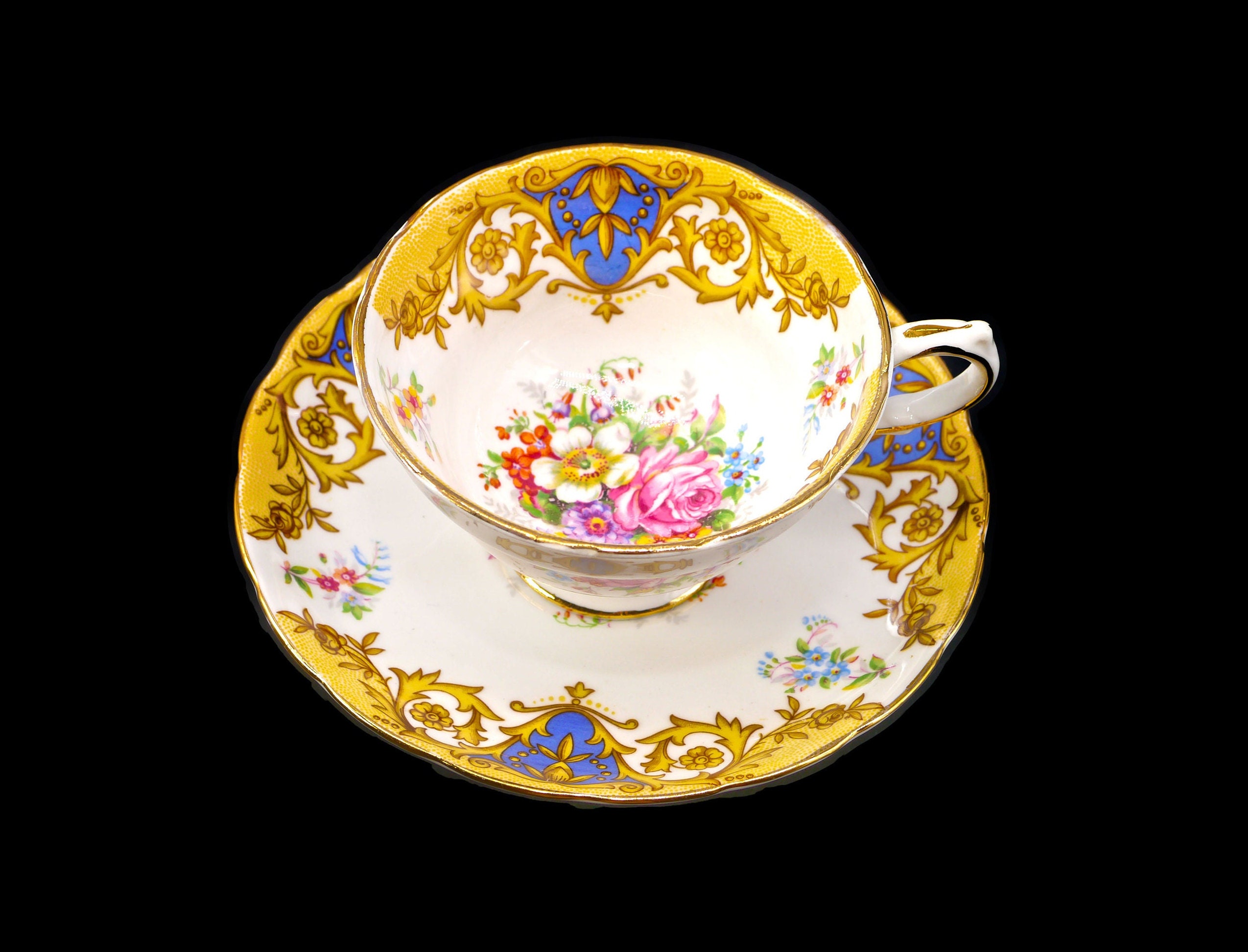 Grosvenor Bone China Balmoral tea set made in England. Wide-mouth cup ...