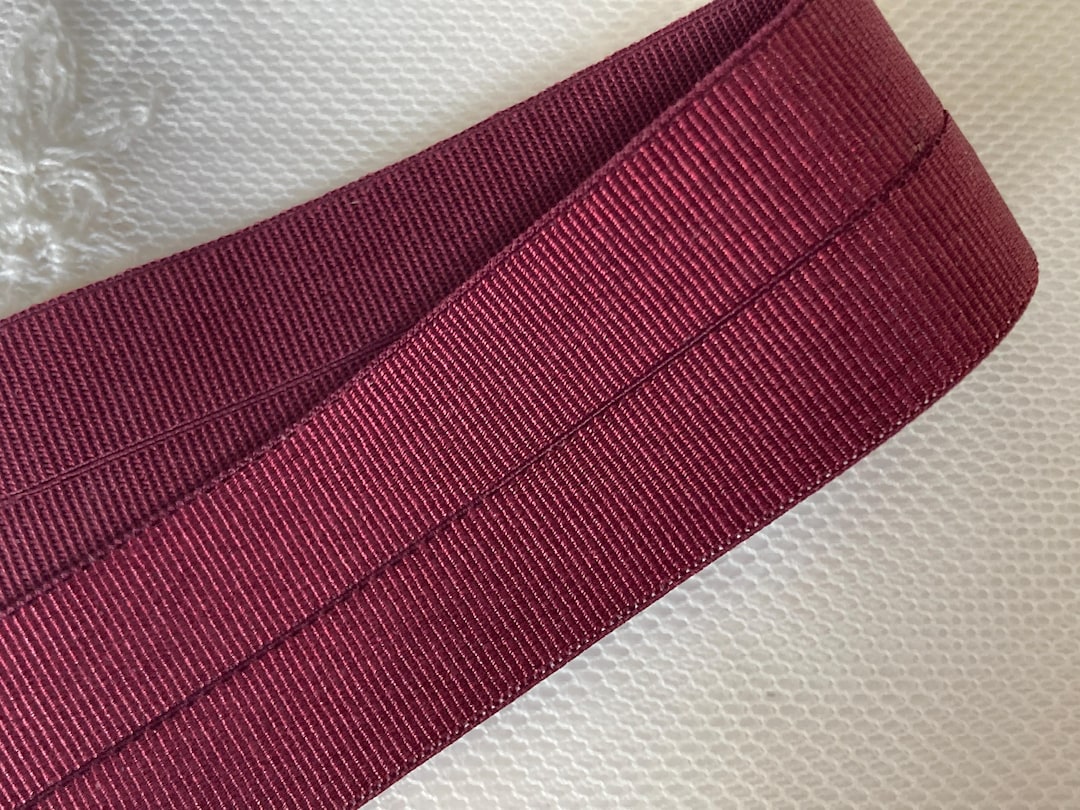 24mm Mokuba Burgundy Grosgrain Fold Over Elastic FOE Binding, Japanese ...