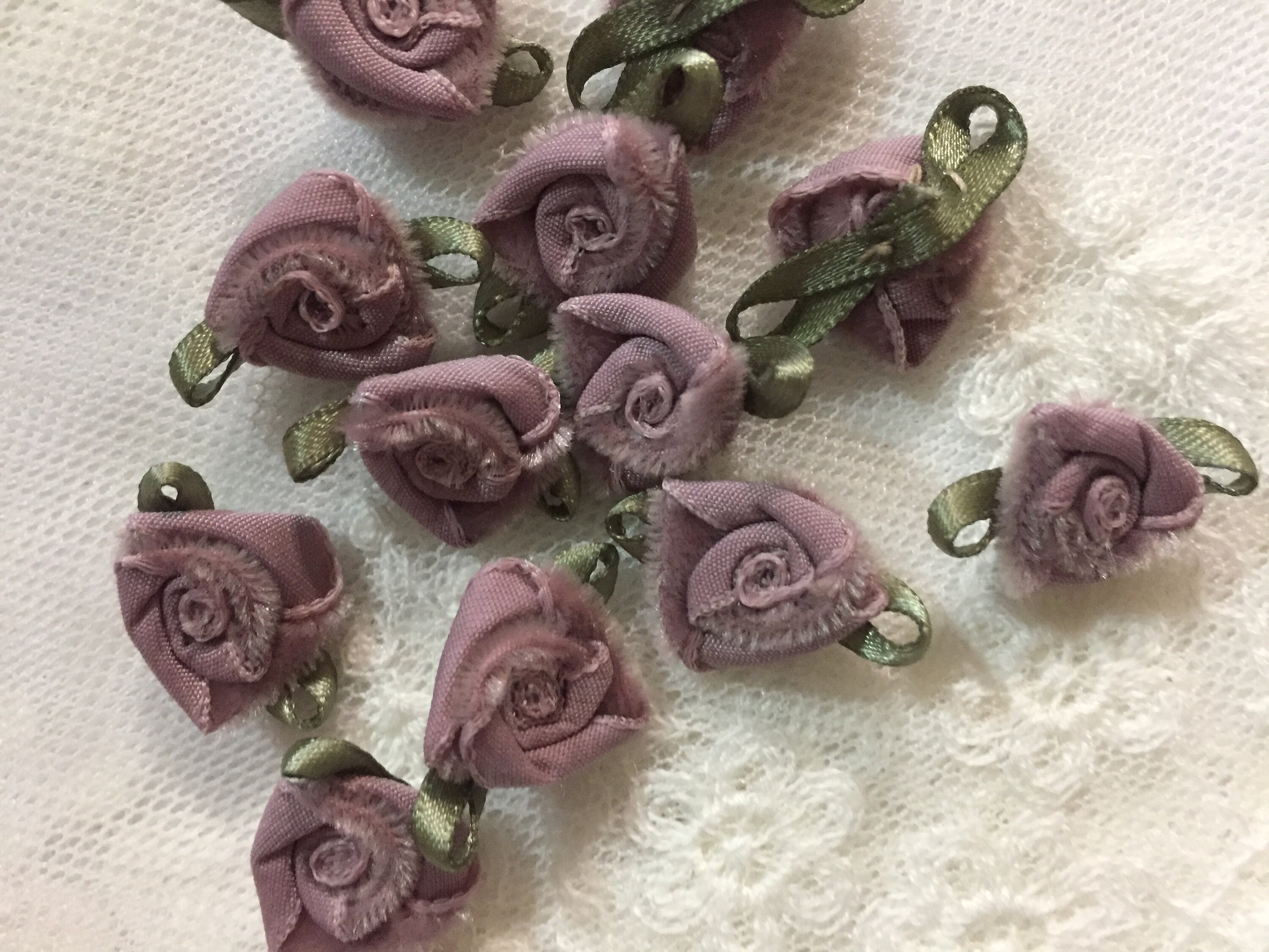 1 Mauve Velvet Ribbon Roses With Leaves Mauve Velvet | Etsy