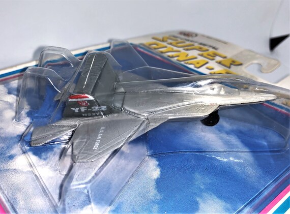 Vehicles Vintage USAF B1-B LANCER Jet Diecast Metal Airplane Mint ...