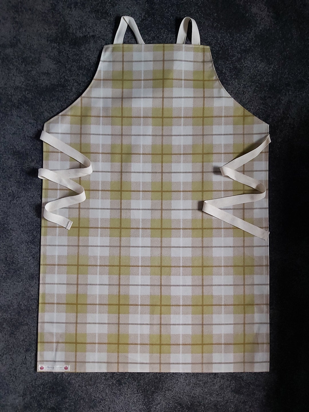 XL Oilcloth APRONS, Wipe Clean Aprons, Traditional Aprons, Retro Aprons ...