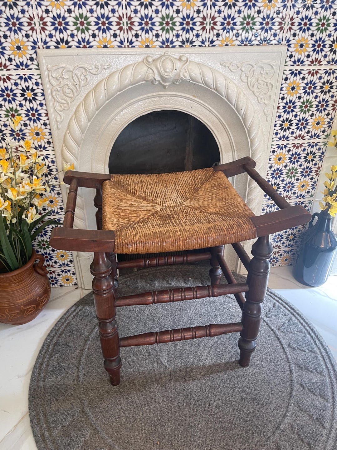 Vintage Rush Reed Caned Stool Seat Colonial Primitive Rustic Footstool ...