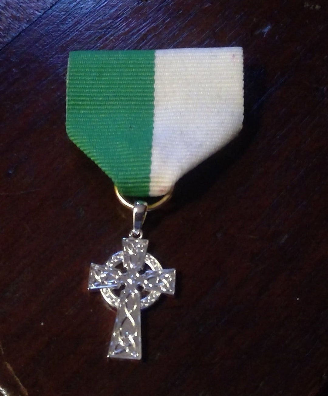 Celtic Cross Knot Brooch / Medal Vintage Silver-tone Celtic Cross With ...