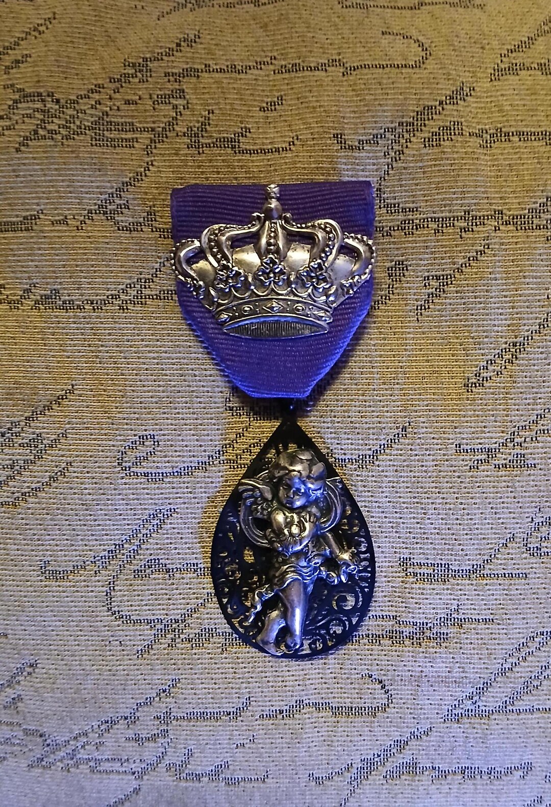 Crown & Cherub: Bold Angel, Crown Regalia King Cake Mardi Gras Medal on ...