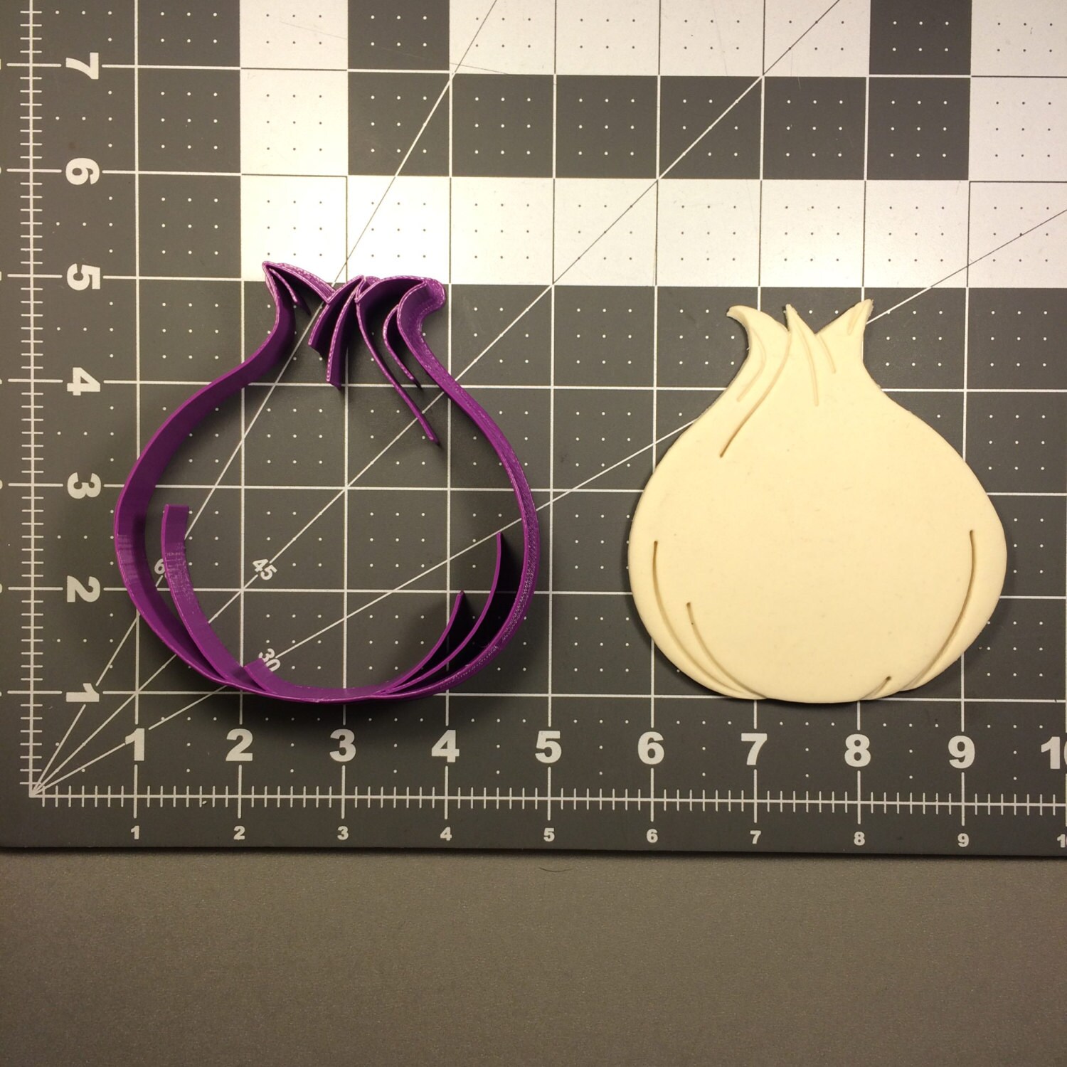 Onion 100 Cookie Cutter - Etsy