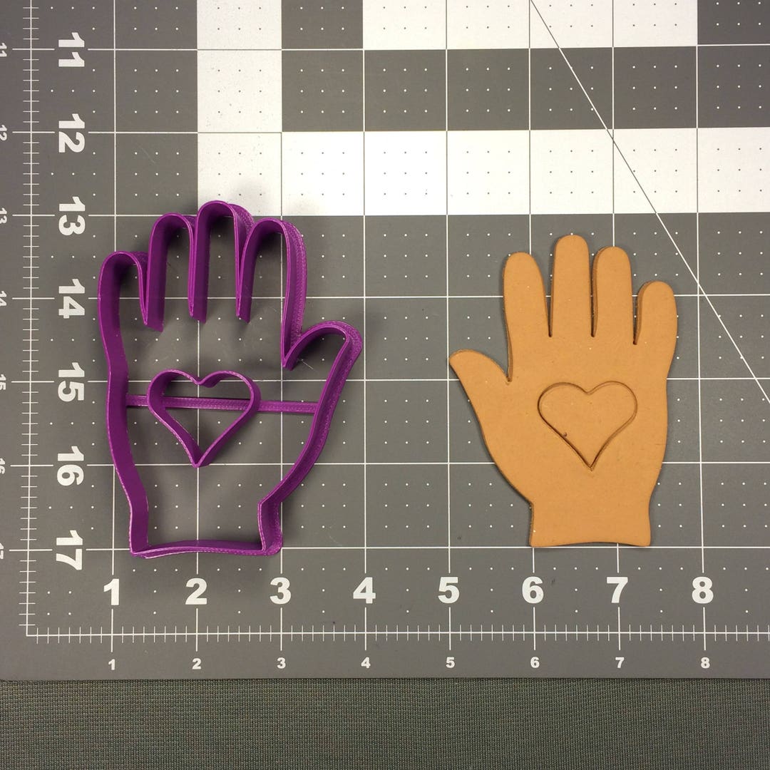 Heart in Hand 101 Cookie Cutter - Etsy