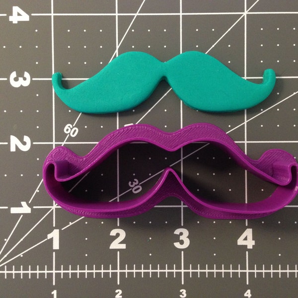Molde bigotes - Etsy México
