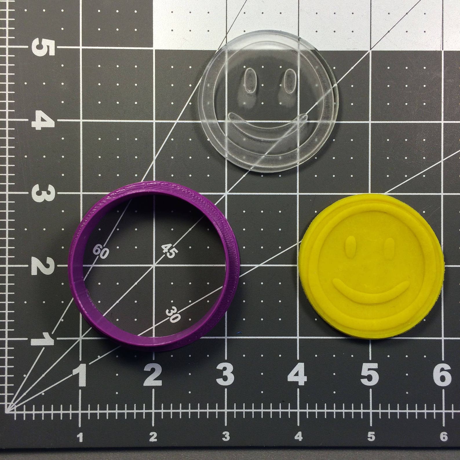 Smiley Face 100 Cookie Cutter and Stamp (embossed) - Etsy
