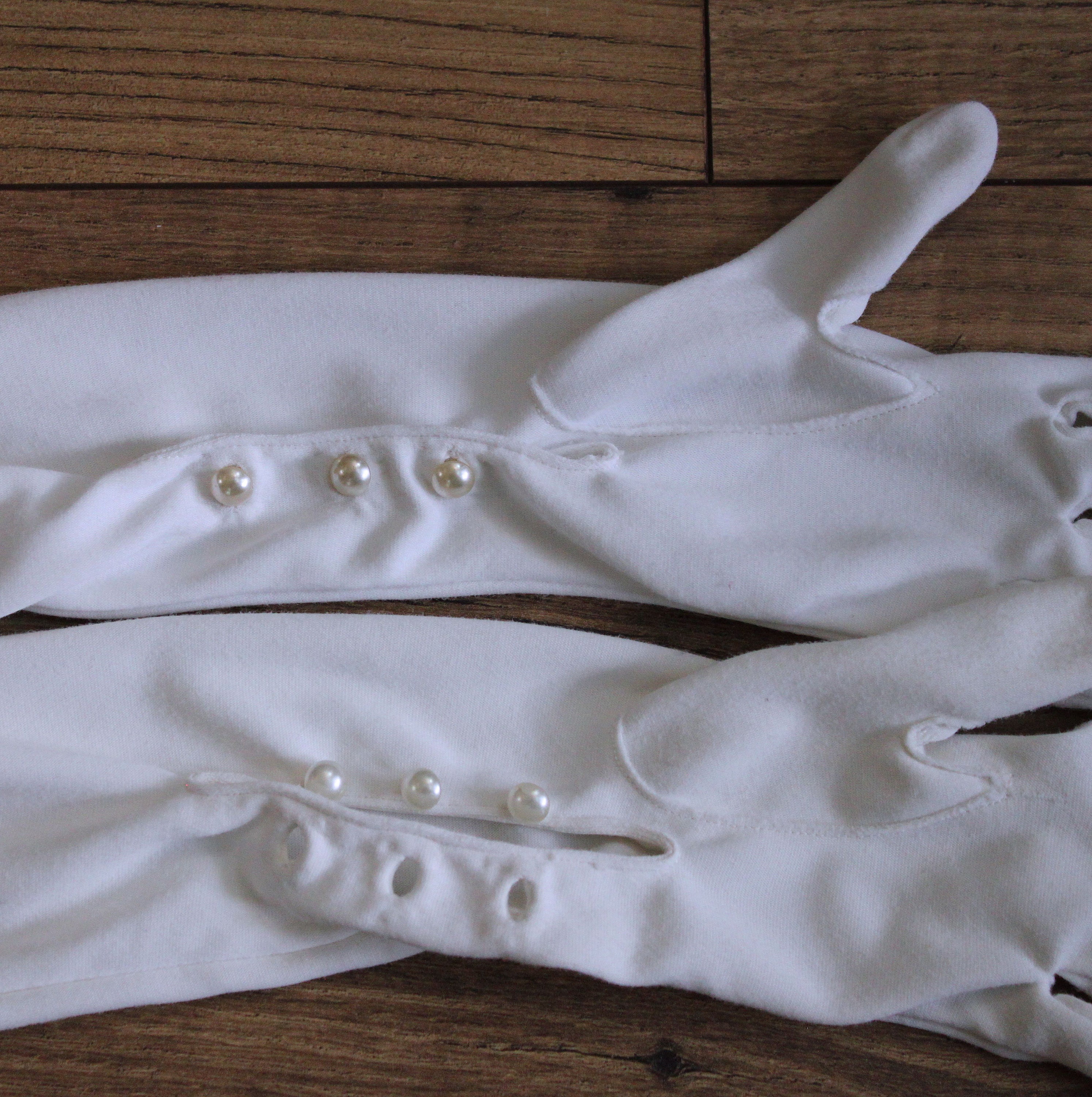 Petite Vintage Opera Gloves, Ivory White, Pearl Buttons - Etsy