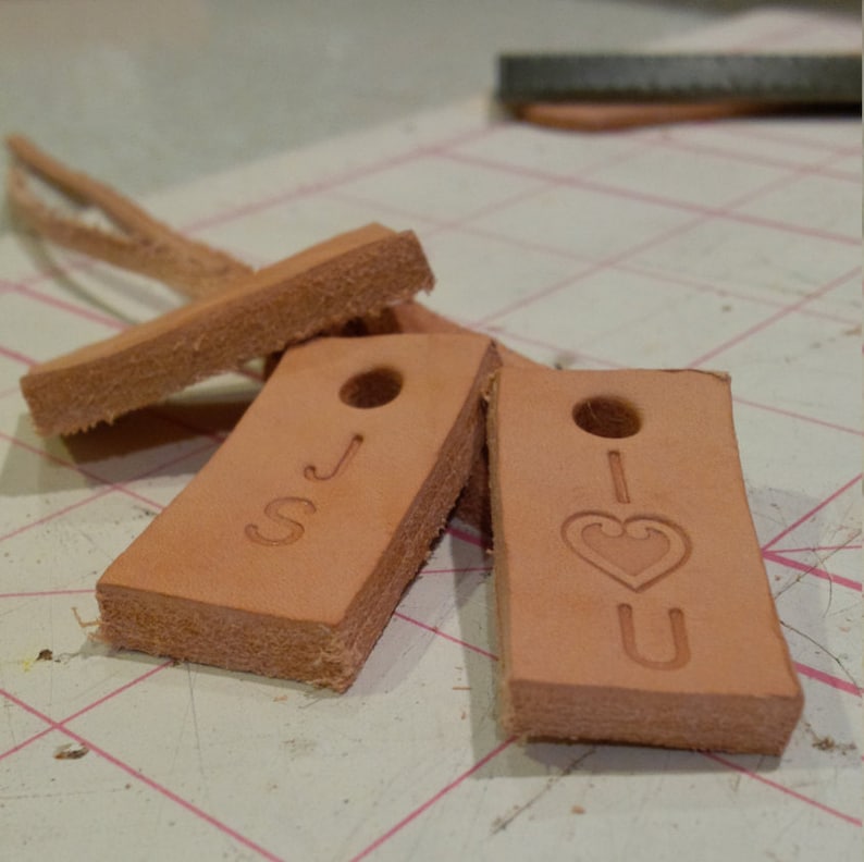 Initial Keychain Rectangle Monogram Keychain Leather Key - Etsy