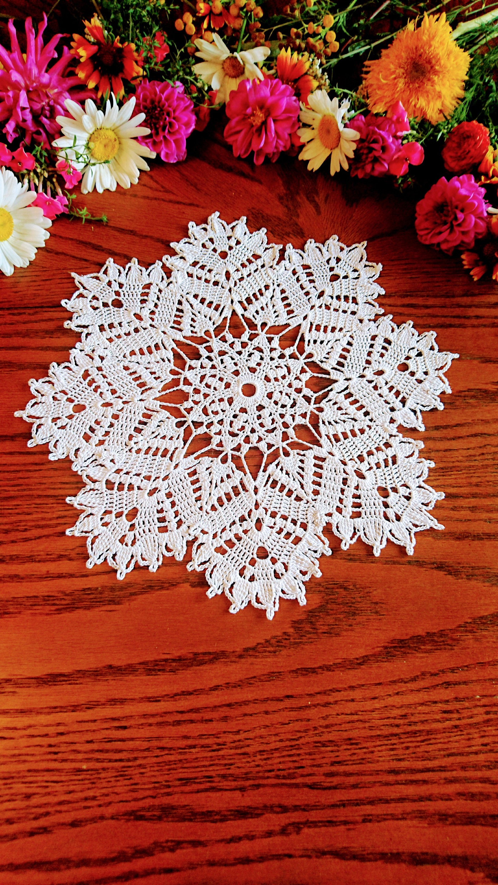 Lace doily wedding centerpiece table decor. Farmhouse style | Etsy