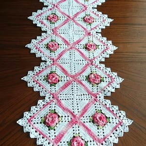 Melange Roses Centerpiece - Crochet Table Runner French Decor ...