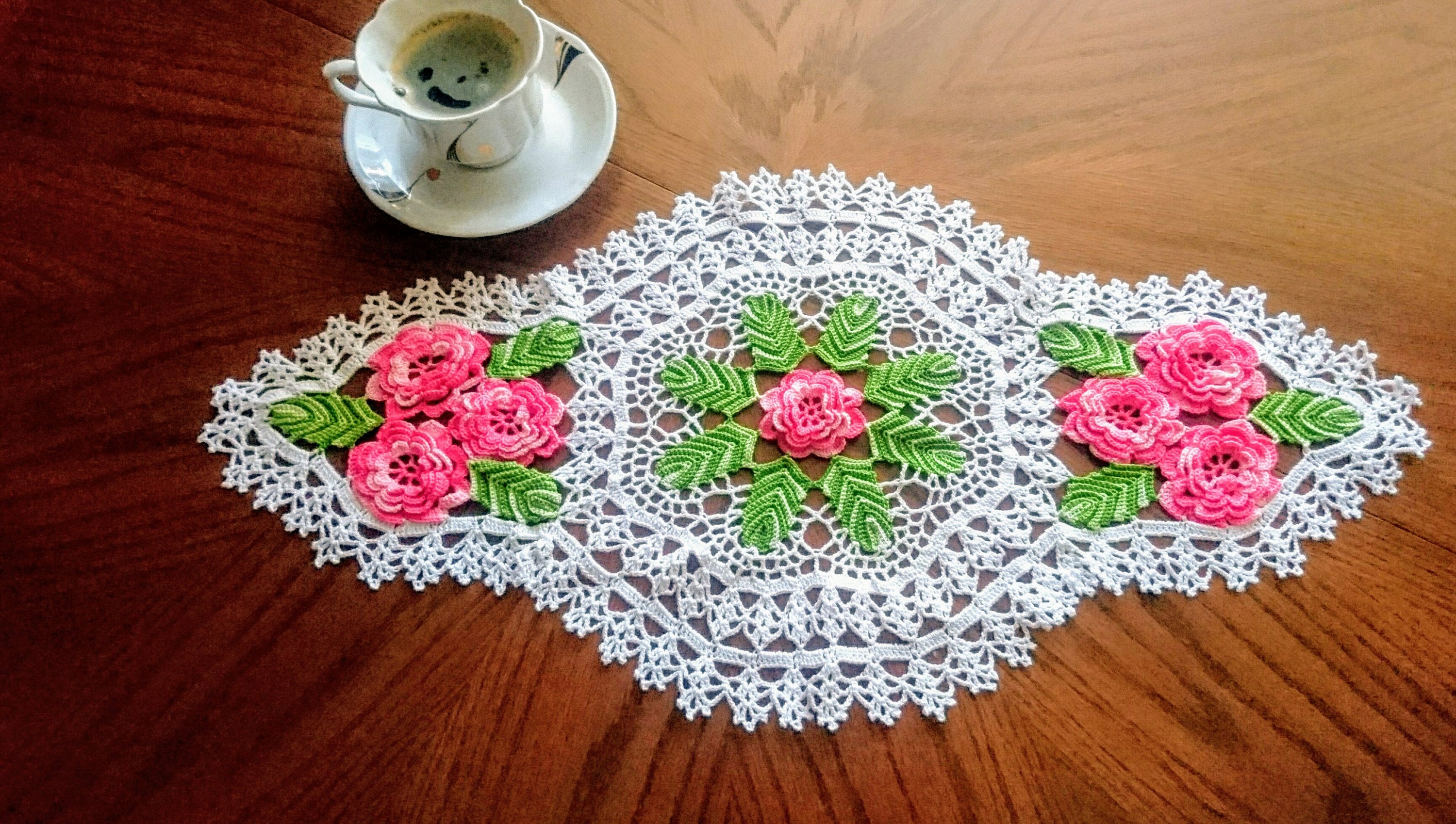 Crochet Doily Table Runner Rose Paradise Serving Textured - Etsy Canada