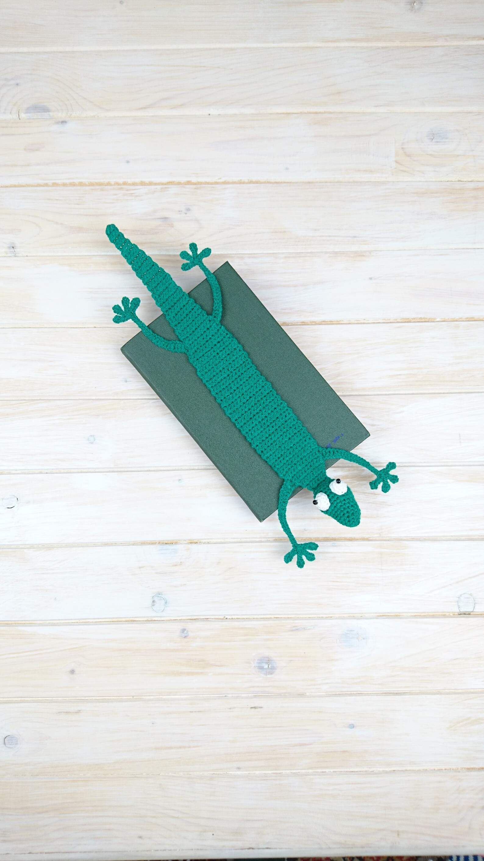 Fun Bookmark Lizard Crochet Bookish Gift Idea for Teacher | Etsy