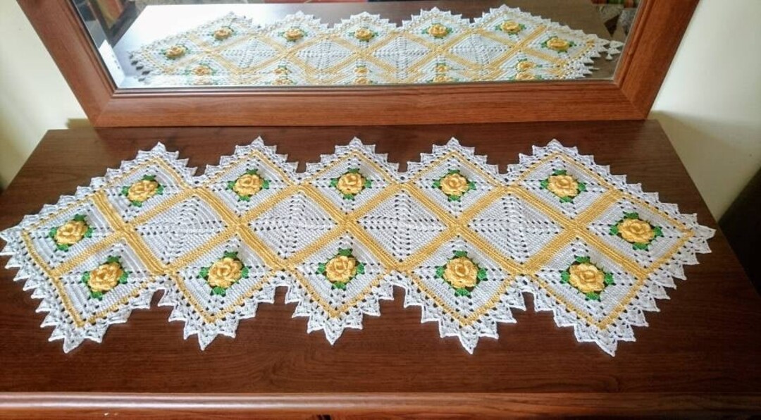 Melange Roses Centerpiece Crochet Table Runner French Decor ...