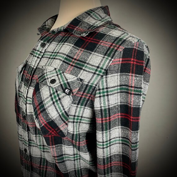 1990's Vintage Etnies Long Sleeve Skate Flannel - Gem
