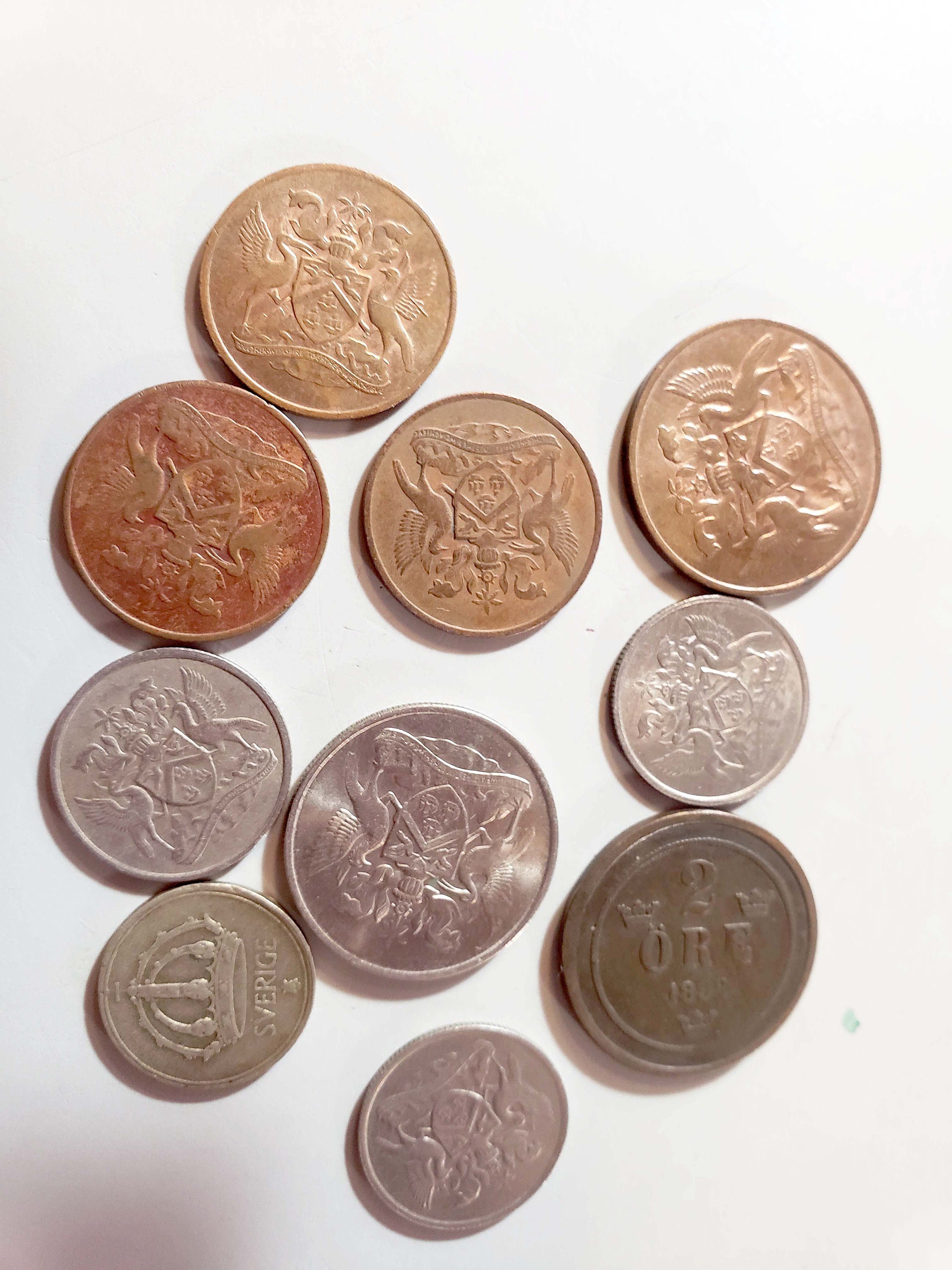 Mixed Lot of 10 Old Foreign Coins, 10 Ore 1949 Sweden, 2 Ore 1898, 1-5 ...