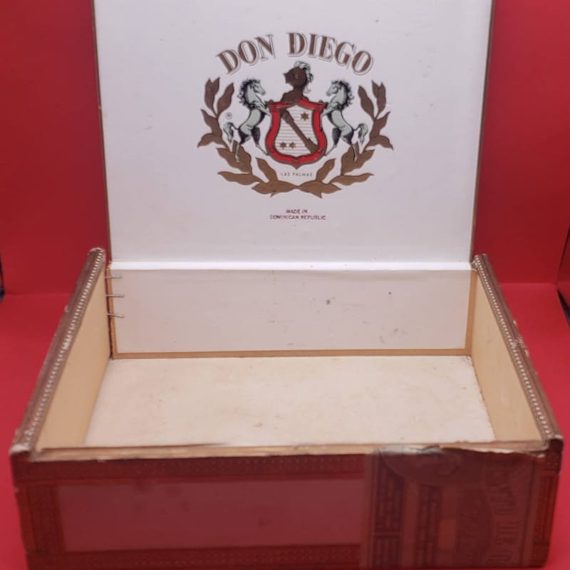 Vintage Cigar Box - Etsy