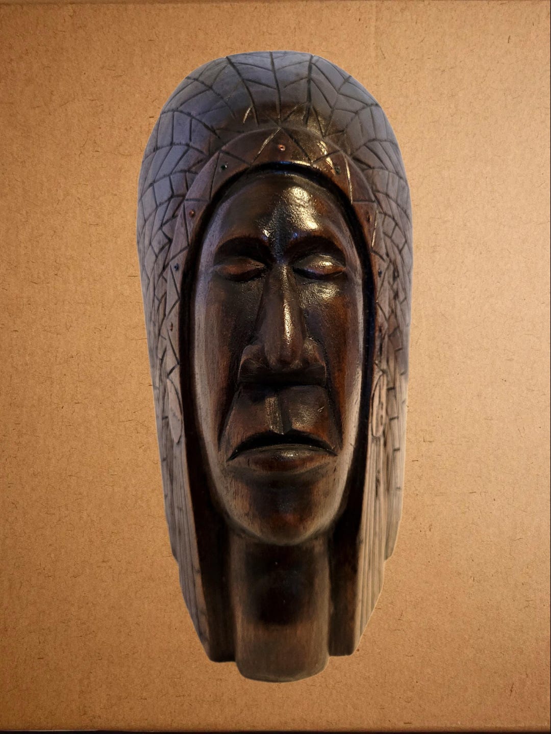 9 Inch Tall BEAUTIFUL Hand Carved Wooden Native American Chief Chieftan ...