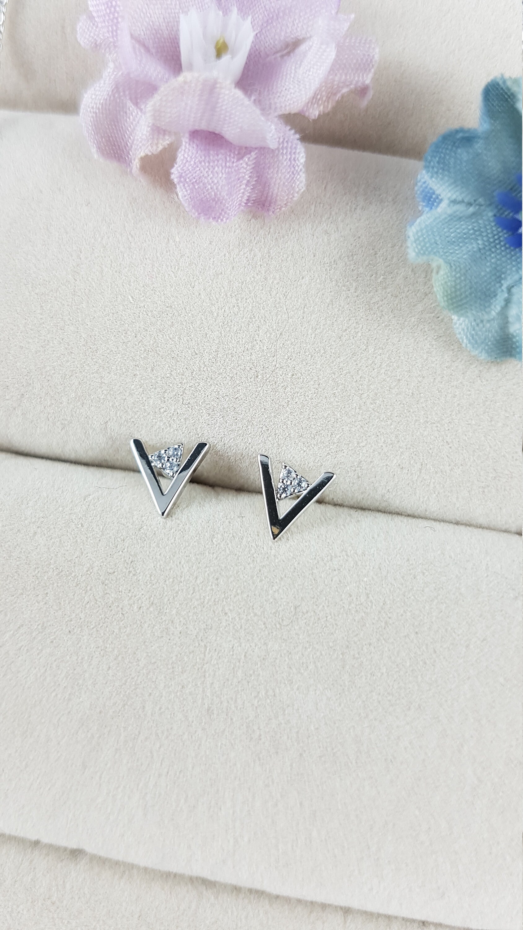 Simple V Shape Bridesmaid Jewelry Set CrystalBridesmaid Gift | Etsy