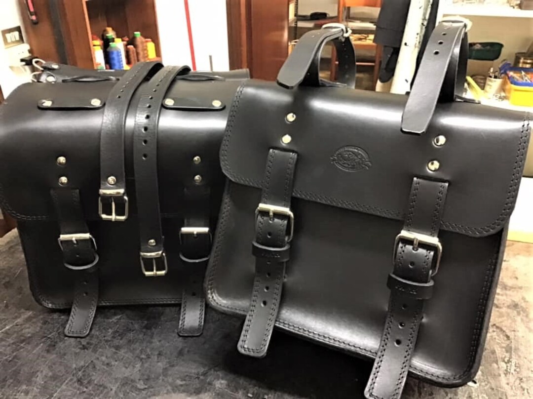 Cafè Racer Motorcycle Leather Bag, Thick Leather Very Capacious Bag ...