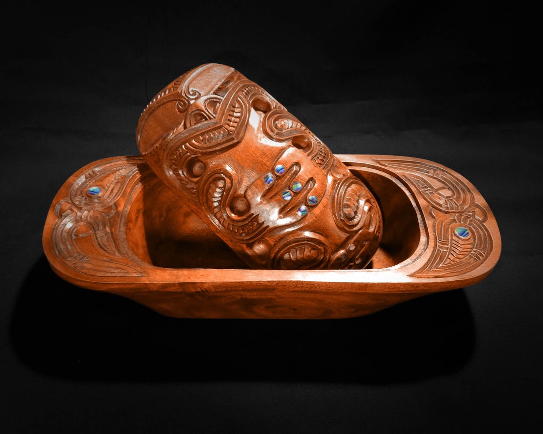 Maori Wakahuia Treasure Box, Wood Carving & Paua Shell, NZ - Etsy