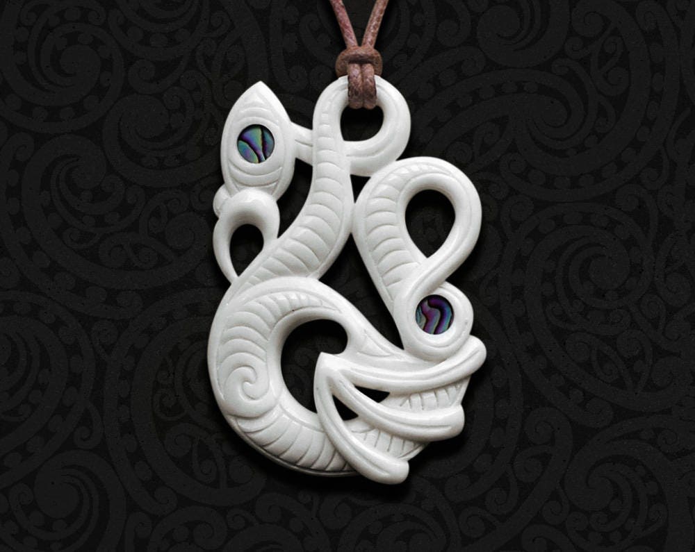 Maori Art Bone Carving, Manaia Guardian Necklace, Leadership Symbol ...