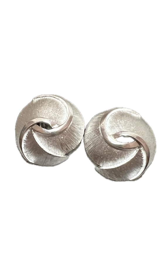 trifari silver texture swirl - Gem