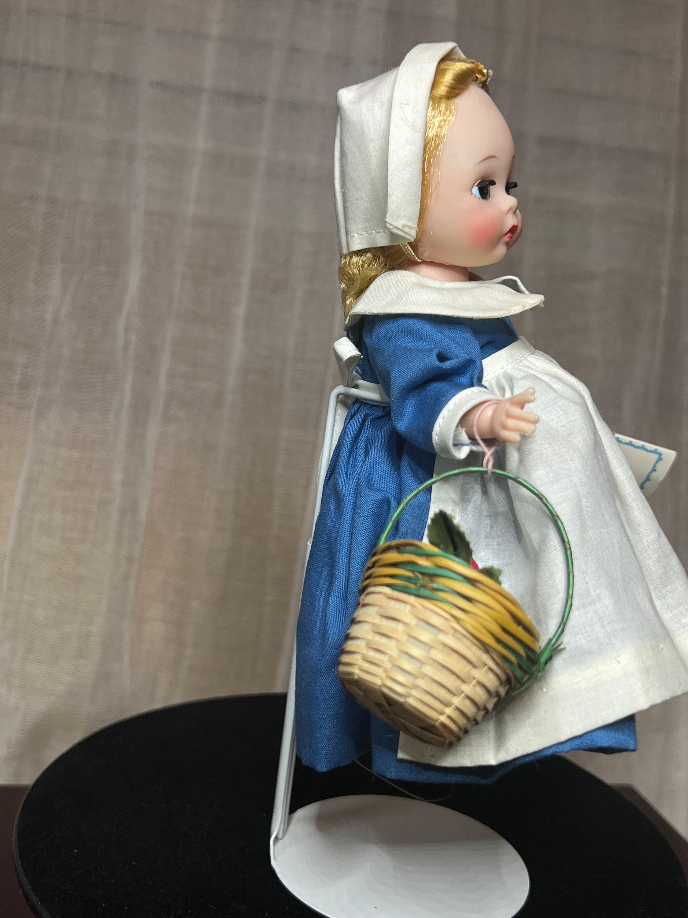 Madame Alexander Priscilla 1965 W/ Fruit Basket Rare Collectible 8 Doll ...